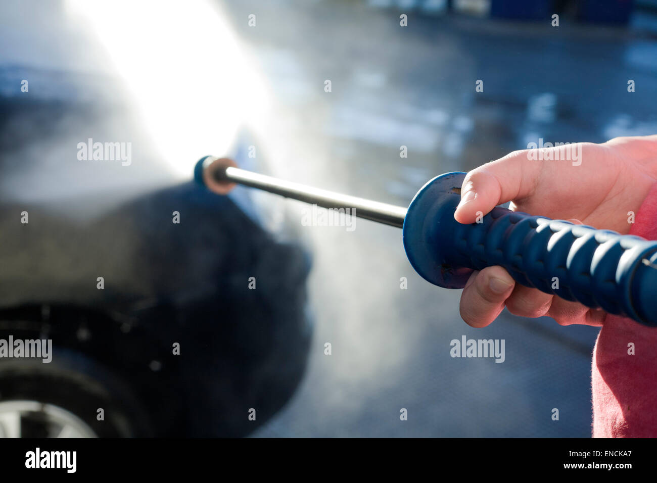 Woman with gun and car hi-res stock photography and images - Alamy