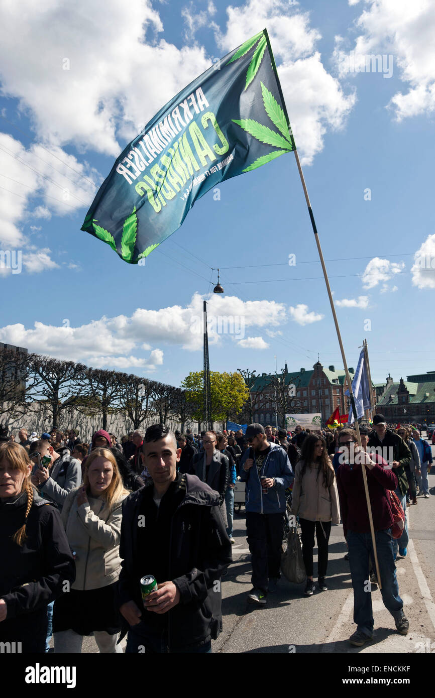 Free cannabis hi-res stock photography and images - Alamy