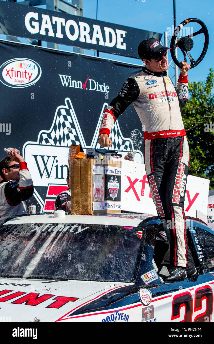 Winn dixie 300 race hi-res stock photography and images - Alamy
