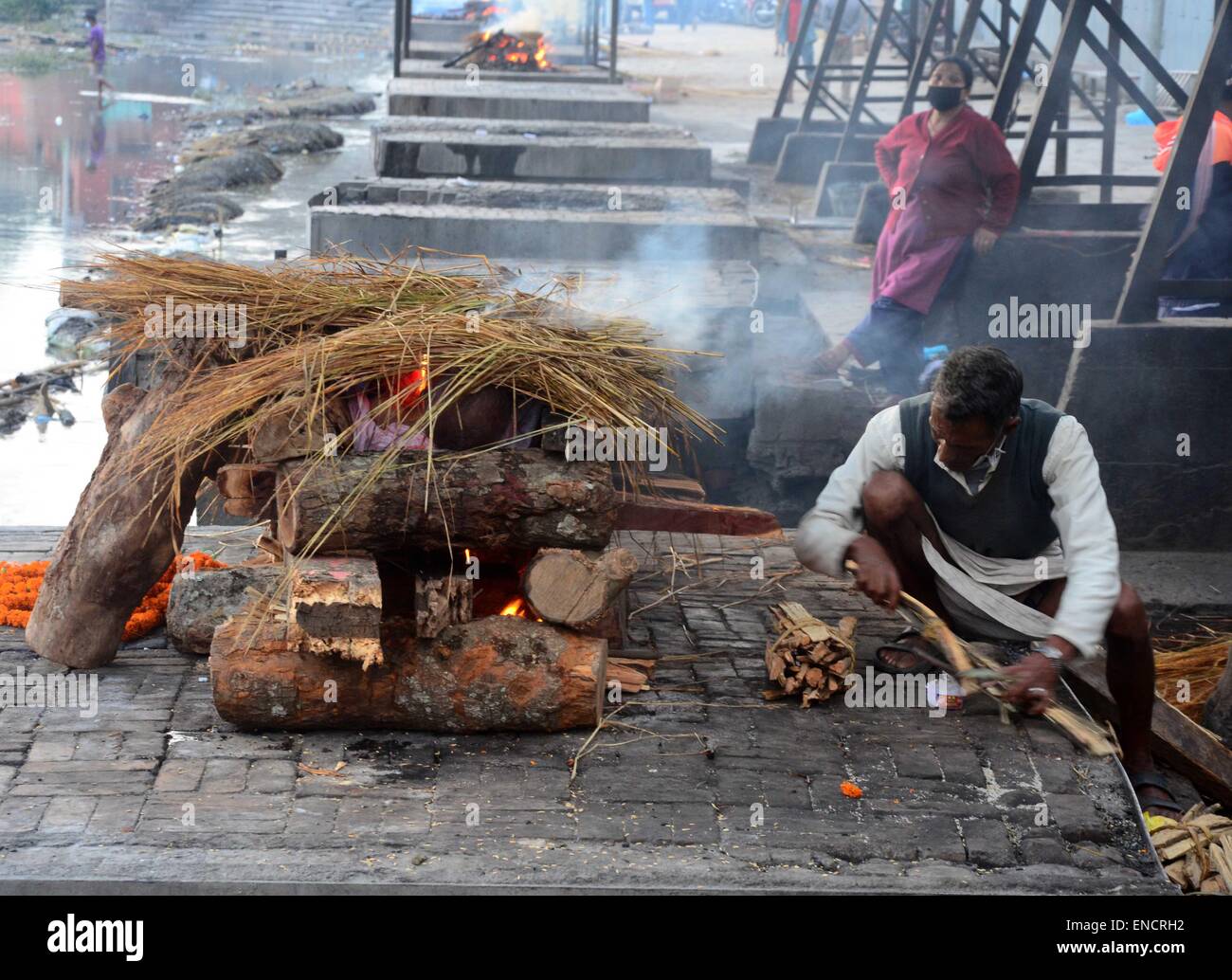 Kathmandu nepal may cremation in pashupatinath hi-res stock photography ...