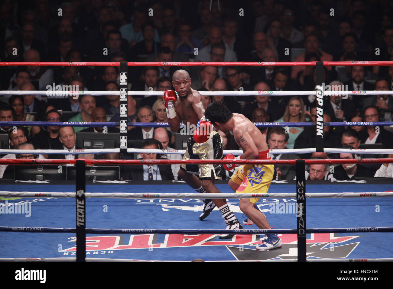 Las Vegas, Nevada, USA. 2nd May, 2015. Boxers Floyd Mayweather and ...