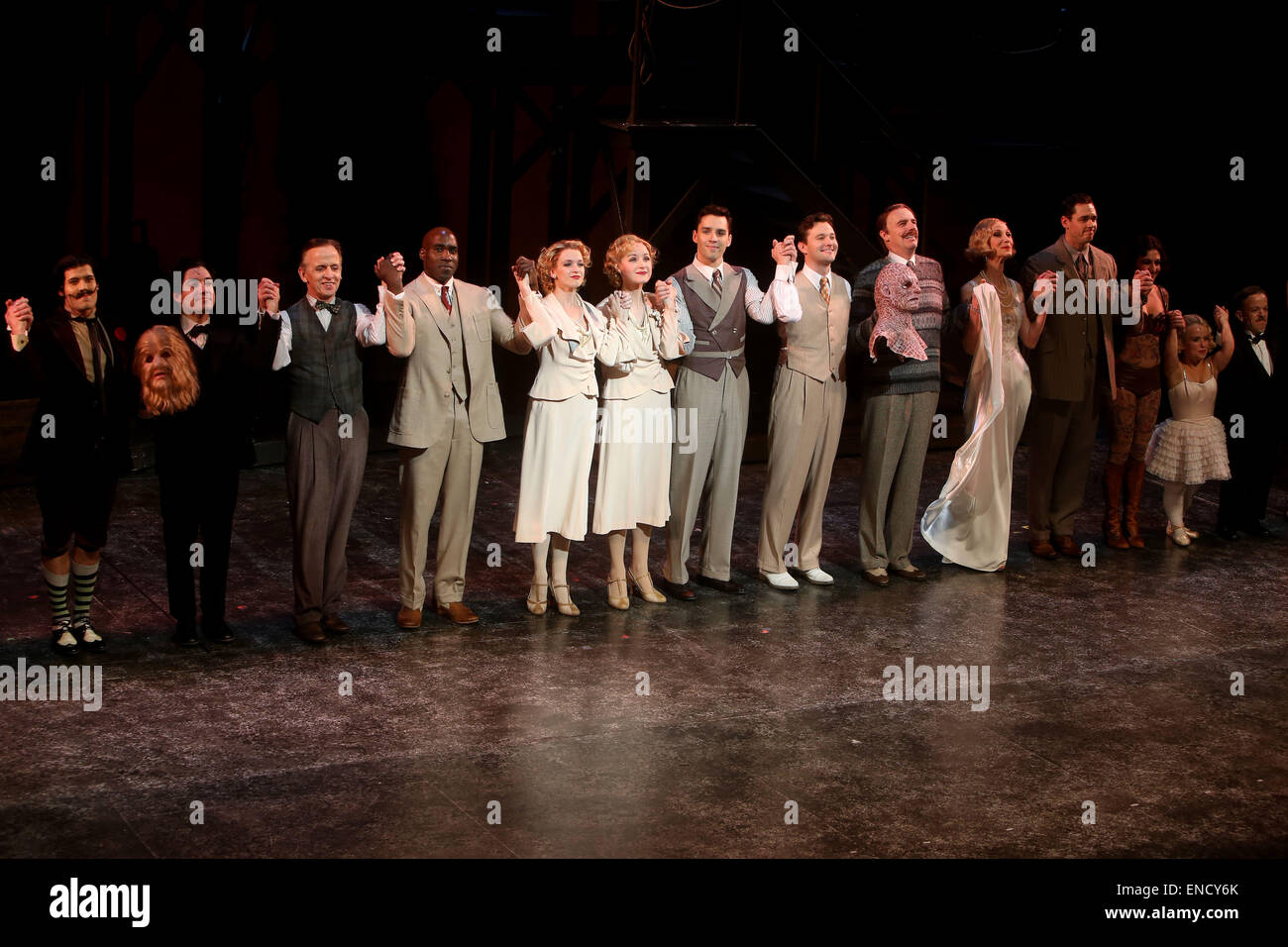 First Preview of Broadway's Side Show at the Str. James Theatre ...