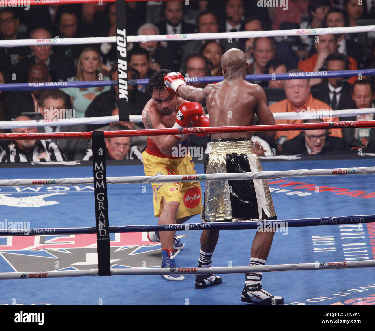 Las Vegas, Nevada, USA. 2nd May, 2015. Boxers Floyd Mayweather and ...