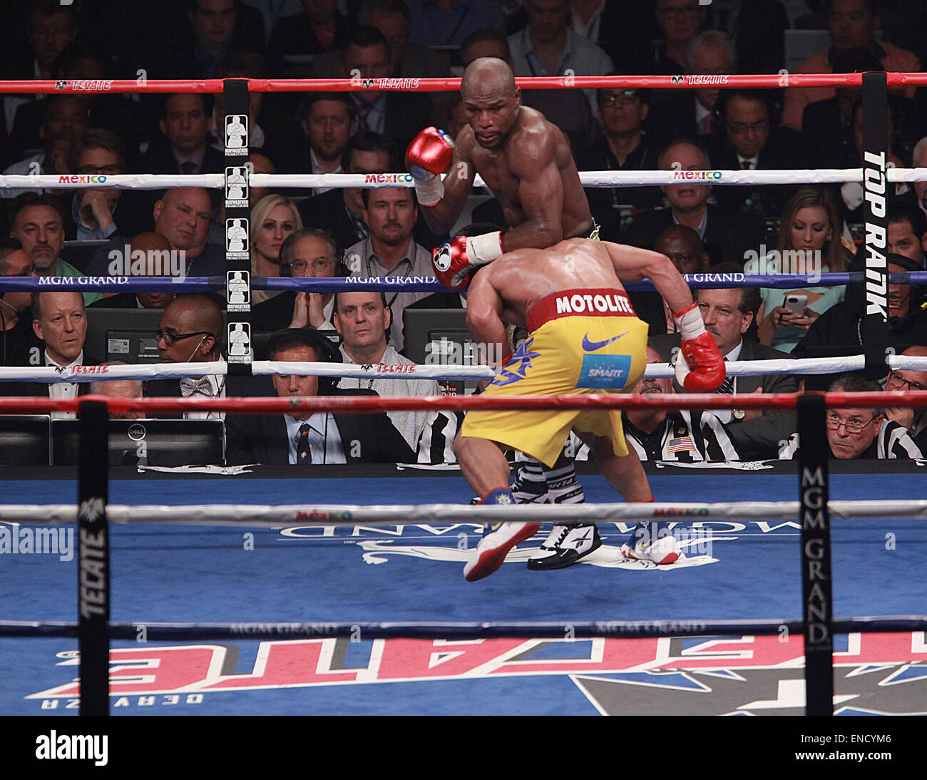 Las Vegas, Nevada, USA. 2nd May, 2015. Boxers Floyd Mayweather and ...