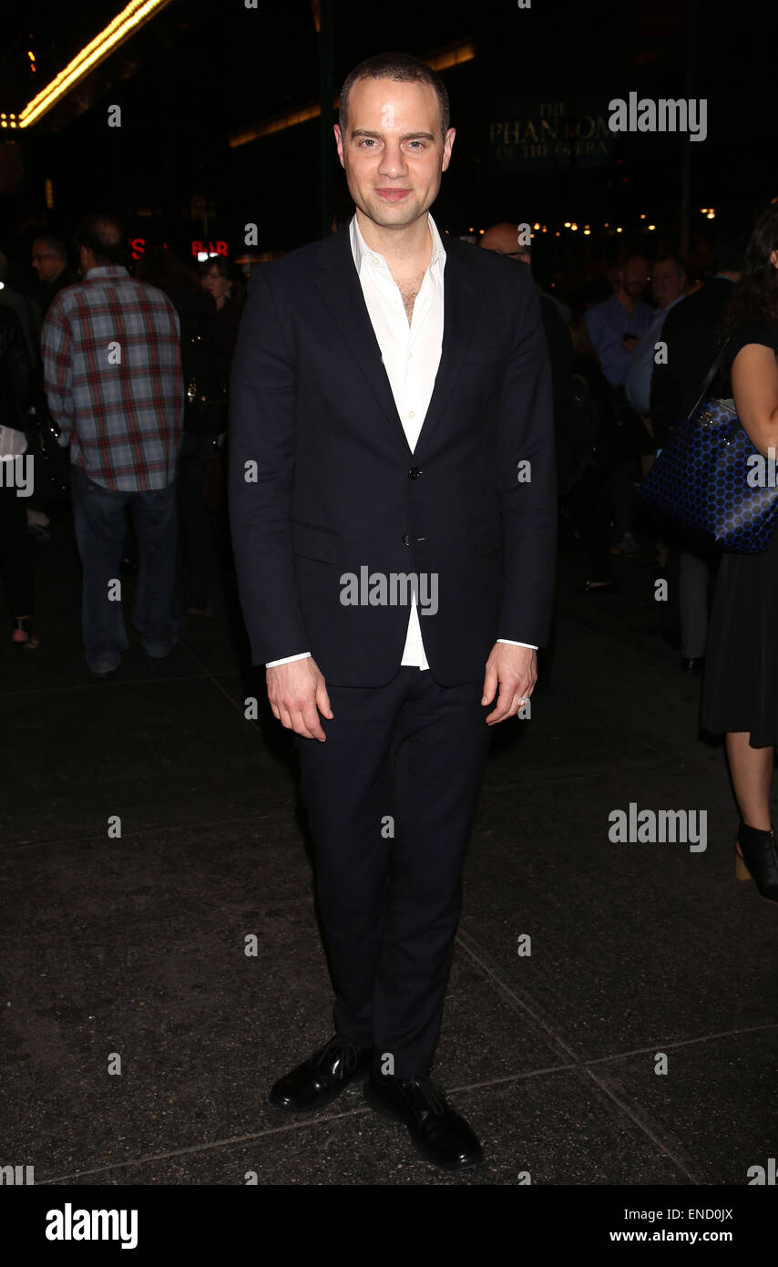 First Preview of Broadway's Side Show at the St. James Theatre ...