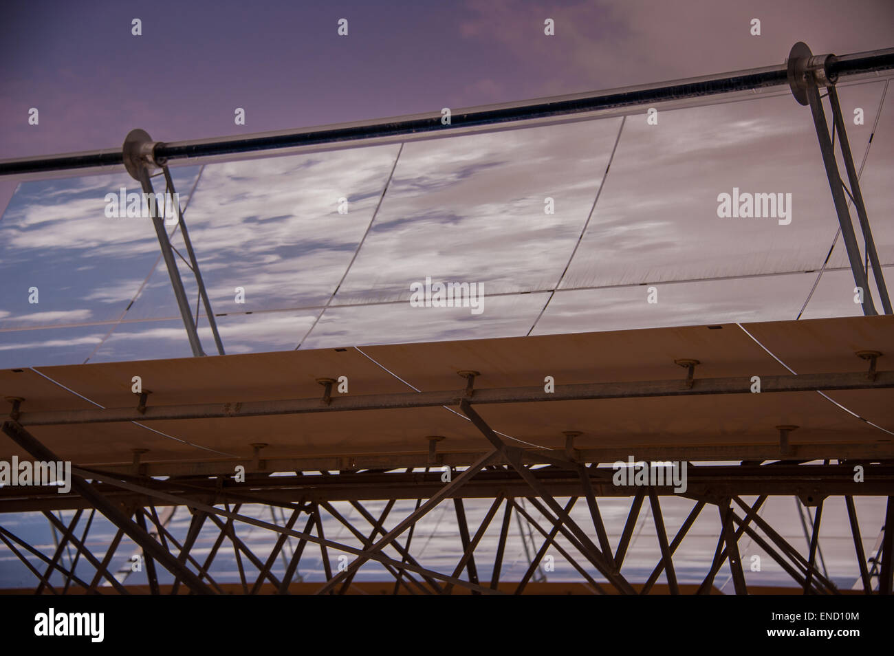 Shams solar hi-res stock photography and images - Alamy