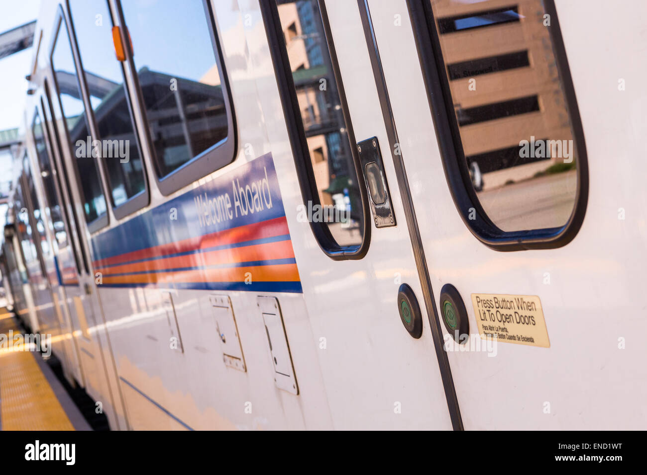 Lincoln lightrail station in Lone Tree, Colorado Stock Photo - Alamy