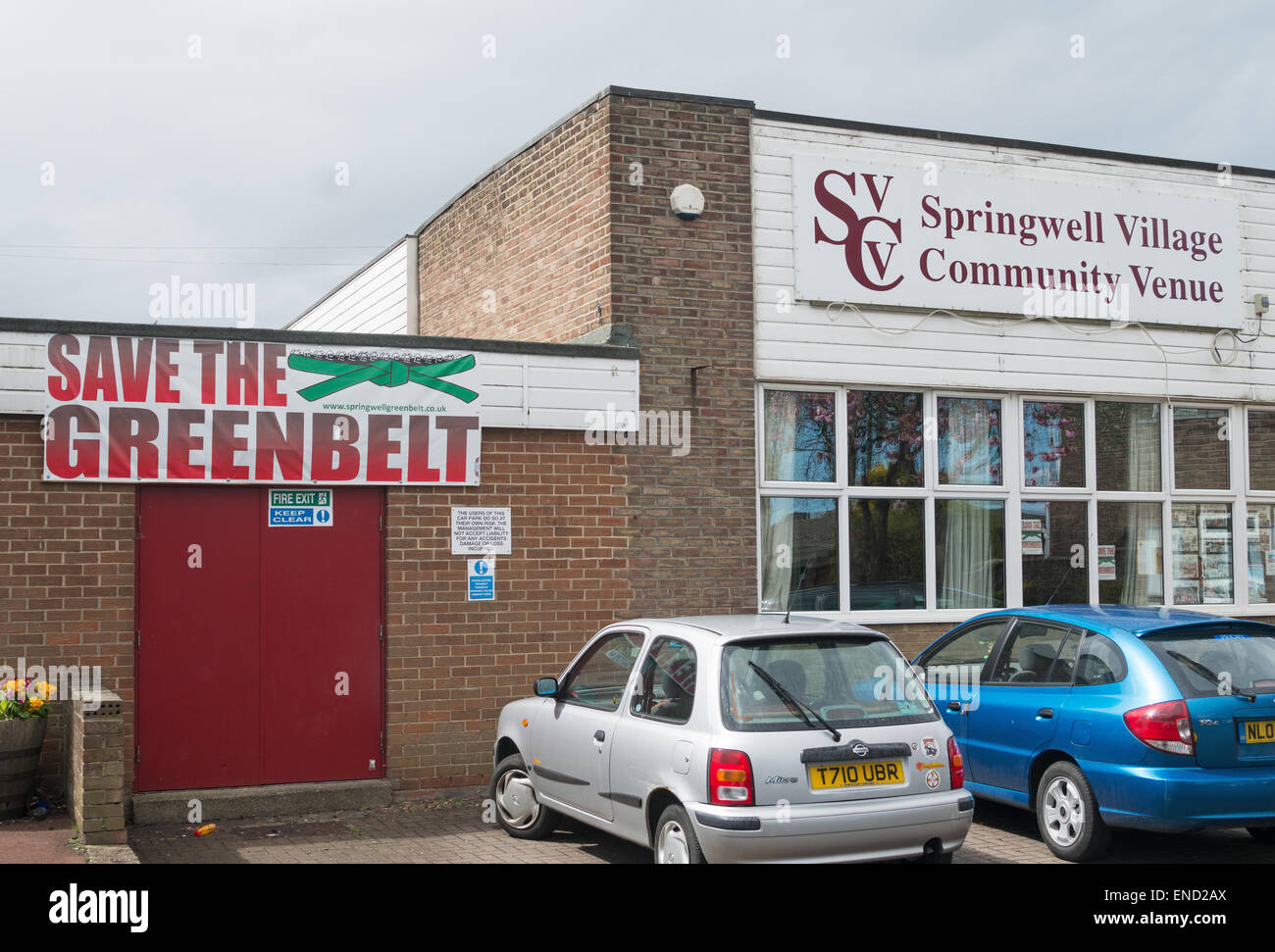 Save the Greenbelt sign, Springwell Village community centre, north ...