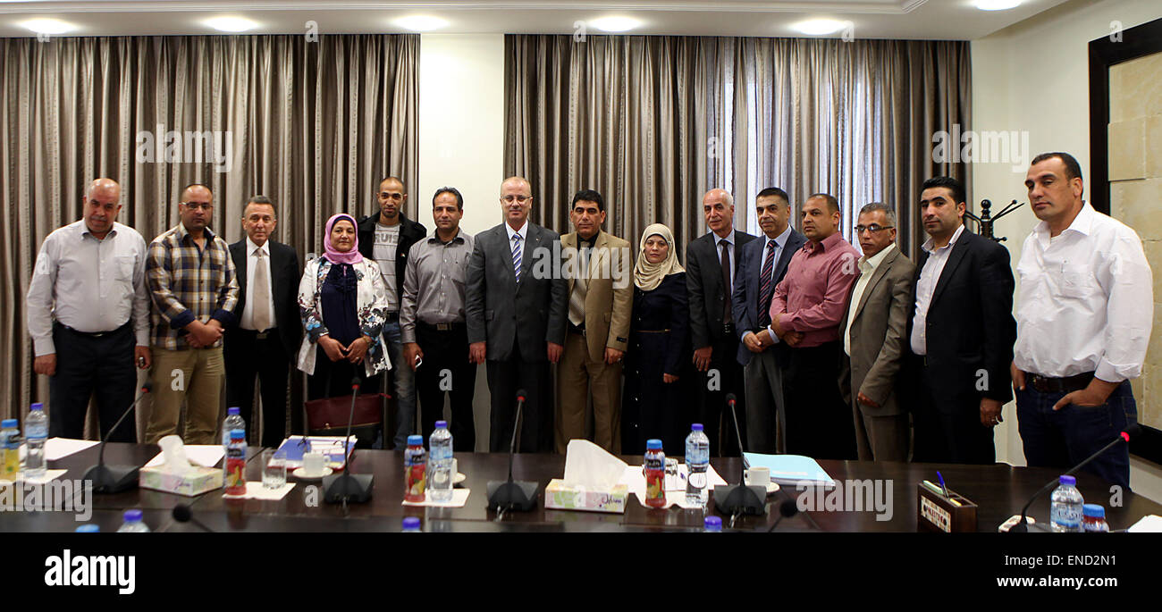 Ramallah, West Bank, Palestinian Territory. 3rd May, 2015. Palestinian ...