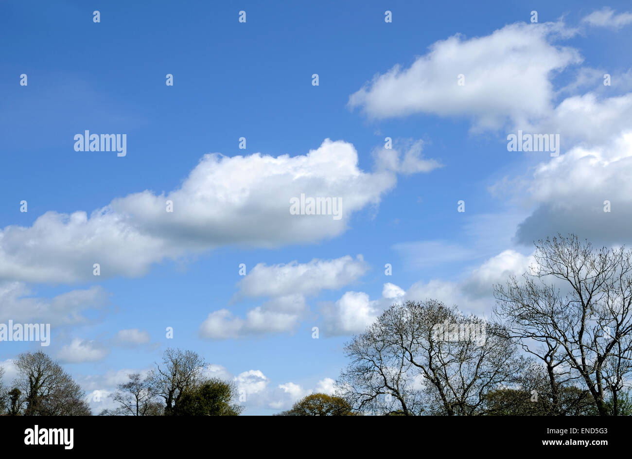 Rain clouds forming hi-res stock photography and images - Alamy