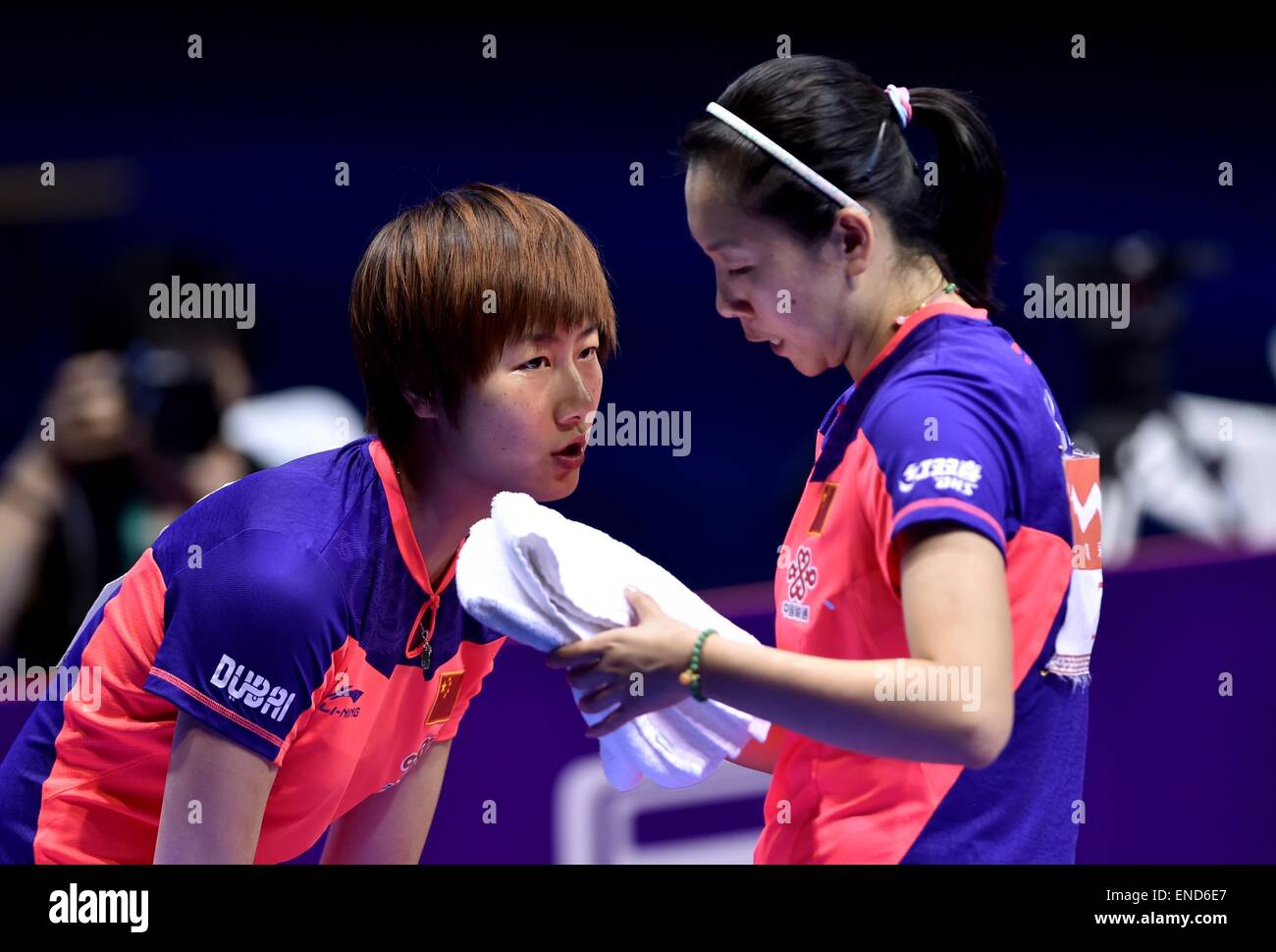 Suzhou, China's Jiangsu Province. 3rd May, 2015. China's Ding Ning(L ...