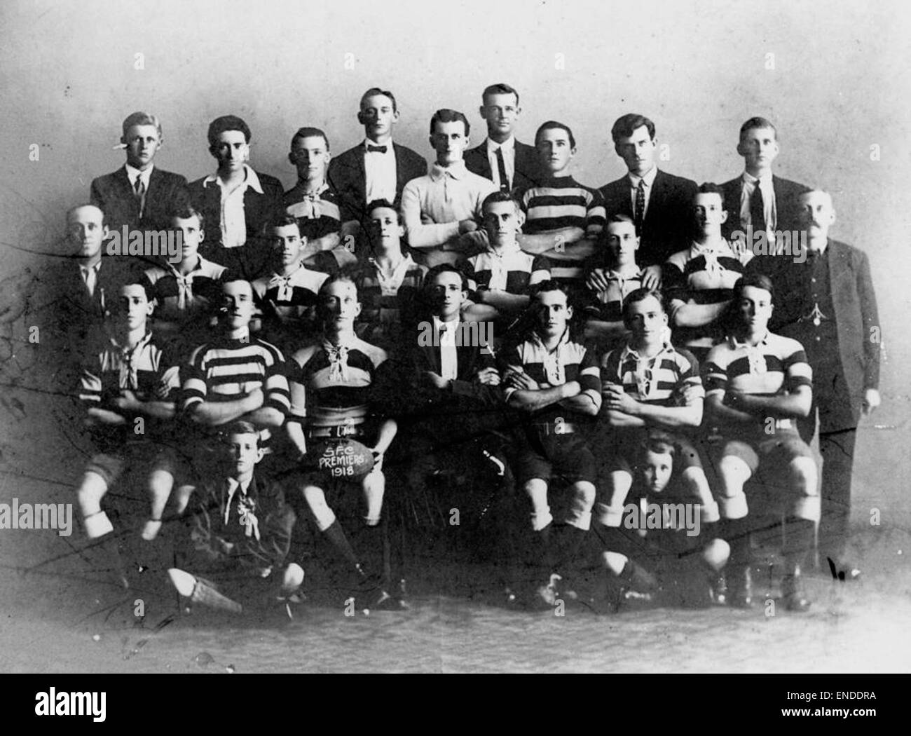 1918 football season hi-res stock photography and images - Alamy