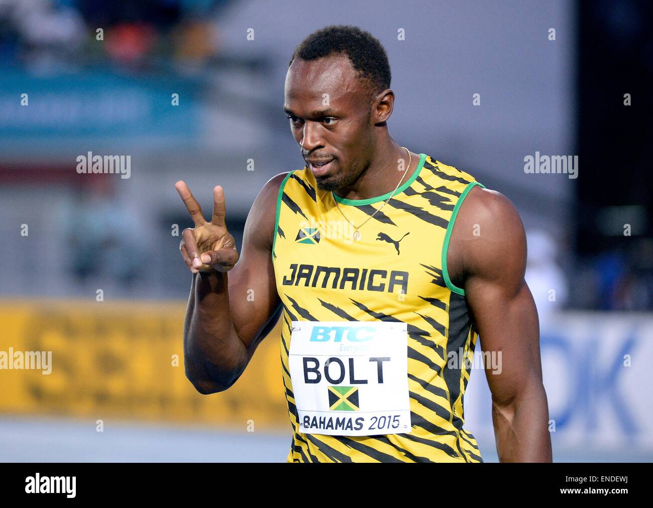 4 x 100 metres relay hi-res stock photography and images - Alamy
