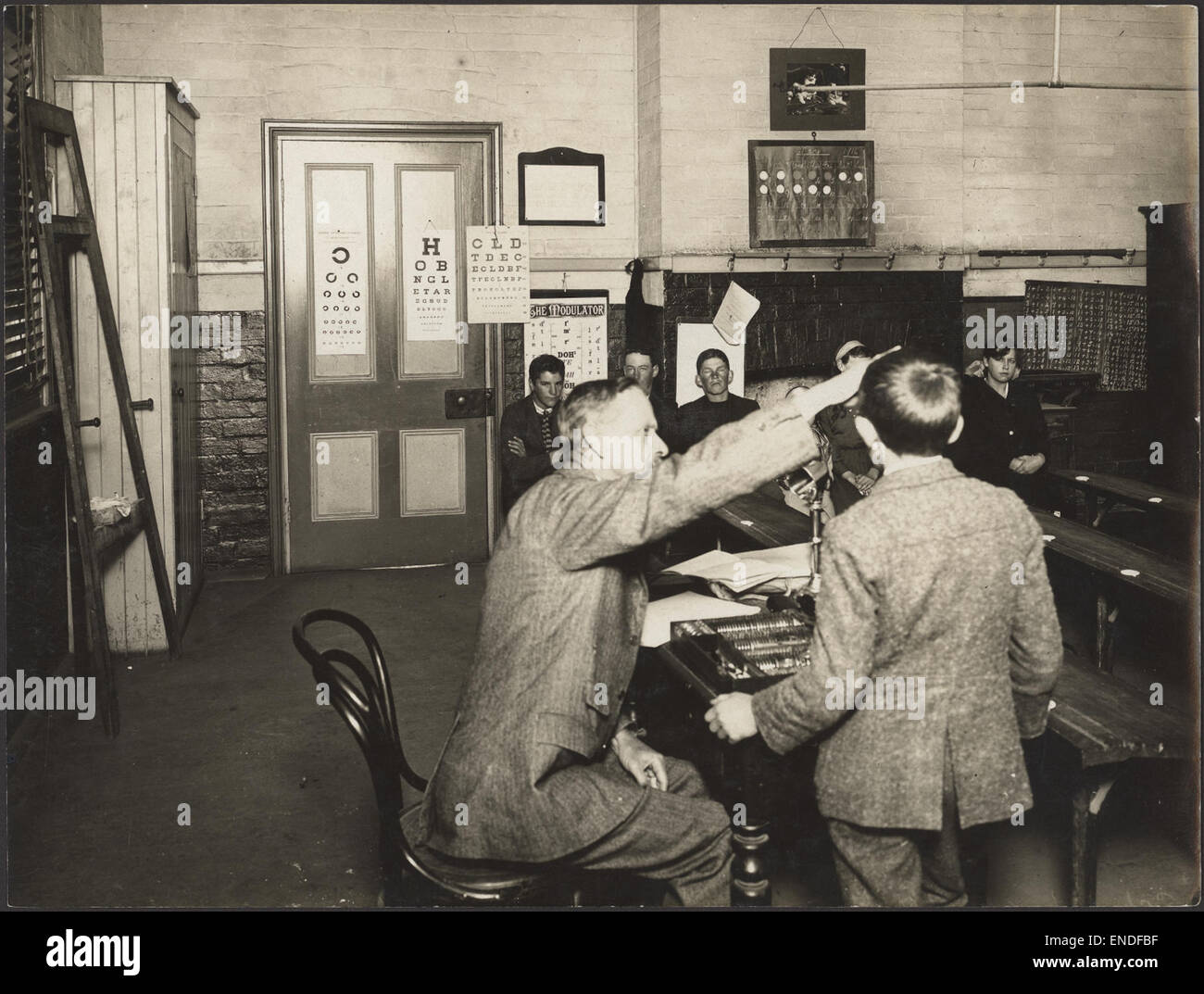 Vintage eye test hi-res stock photography and images - Alamy