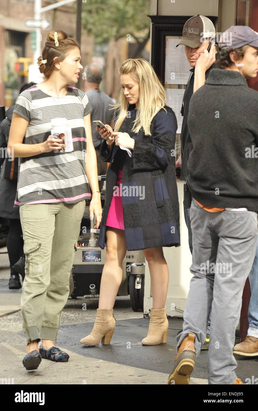 Hilary Duff Filming Younger High Resolution Stock Photography and ...