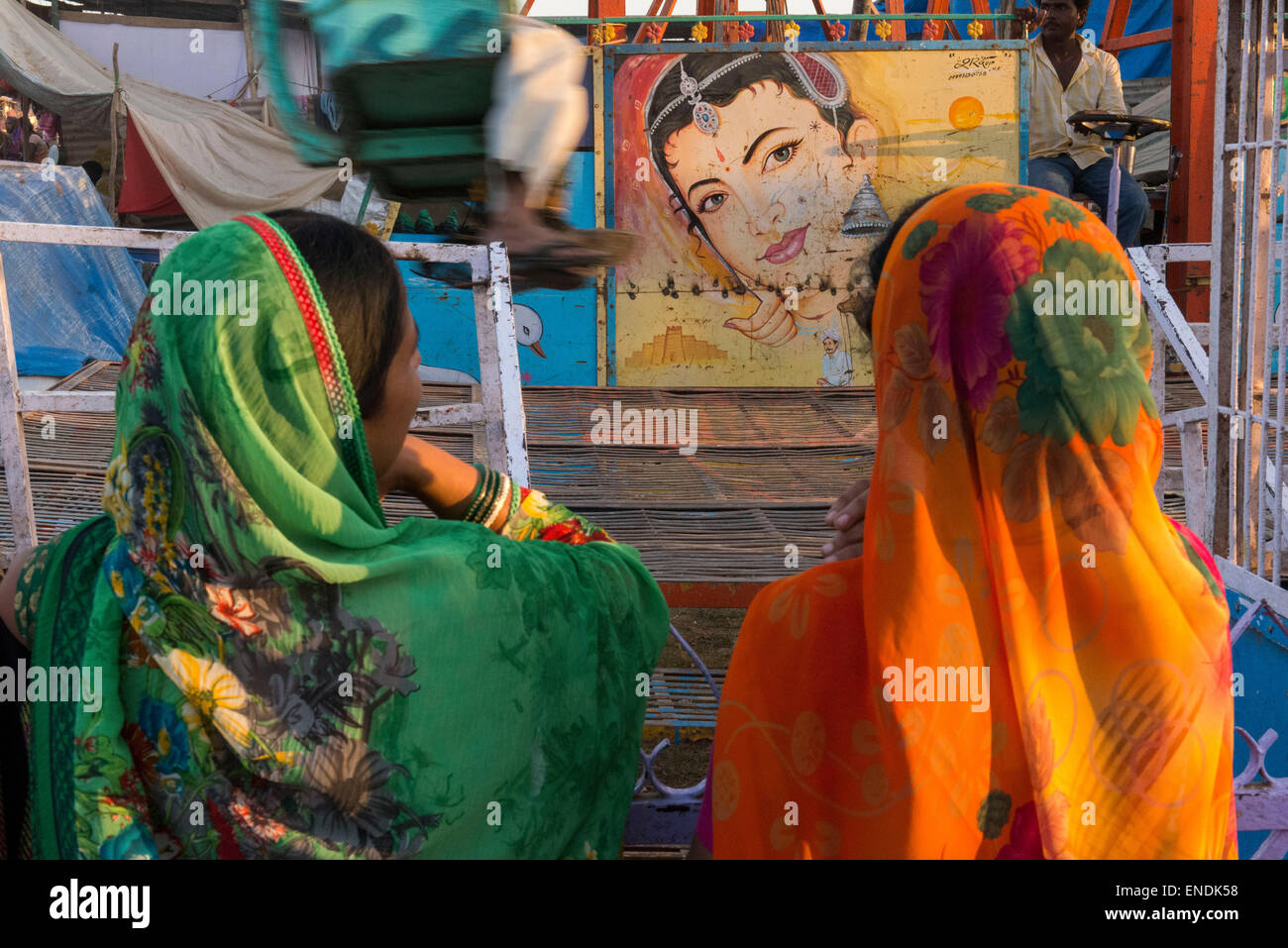 Ladies Watching Ferris Wheel, Vautha Mela Stock Photo - Alamy