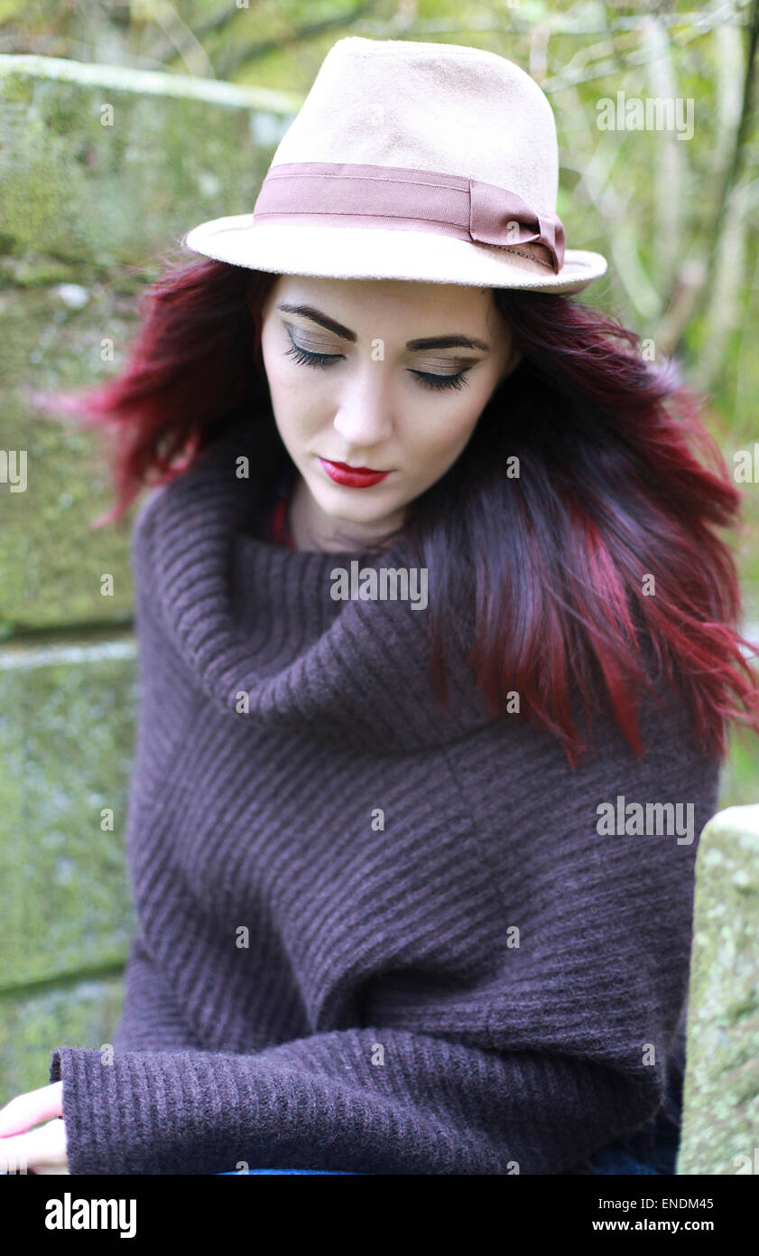 Wearing a trilby hat hi-res stock photography and images - Alamy