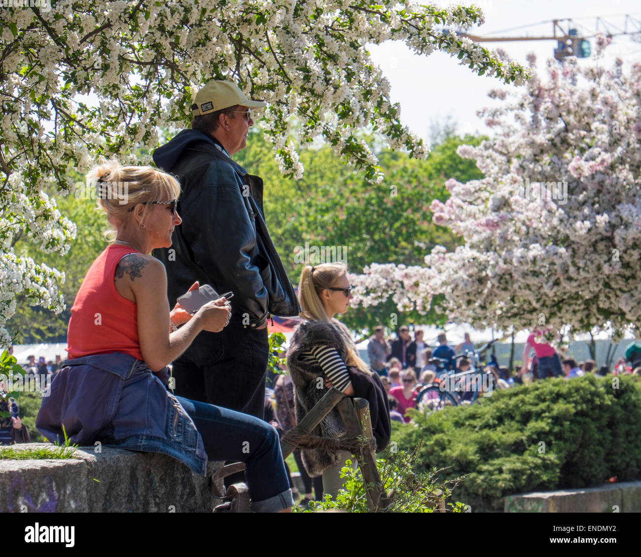 Mauerpark, Berlin, Germany, 3rd May 2015. Weather: Berliners flocked to ...