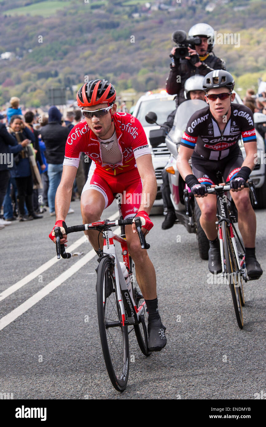 Ilkley, West Yorkshire, UK. May 3rd 2015. The two leading riders make ...