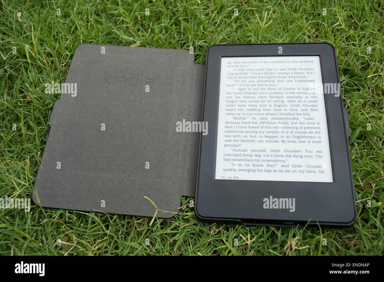 E reader device hi-res stock photography and images - Alamy