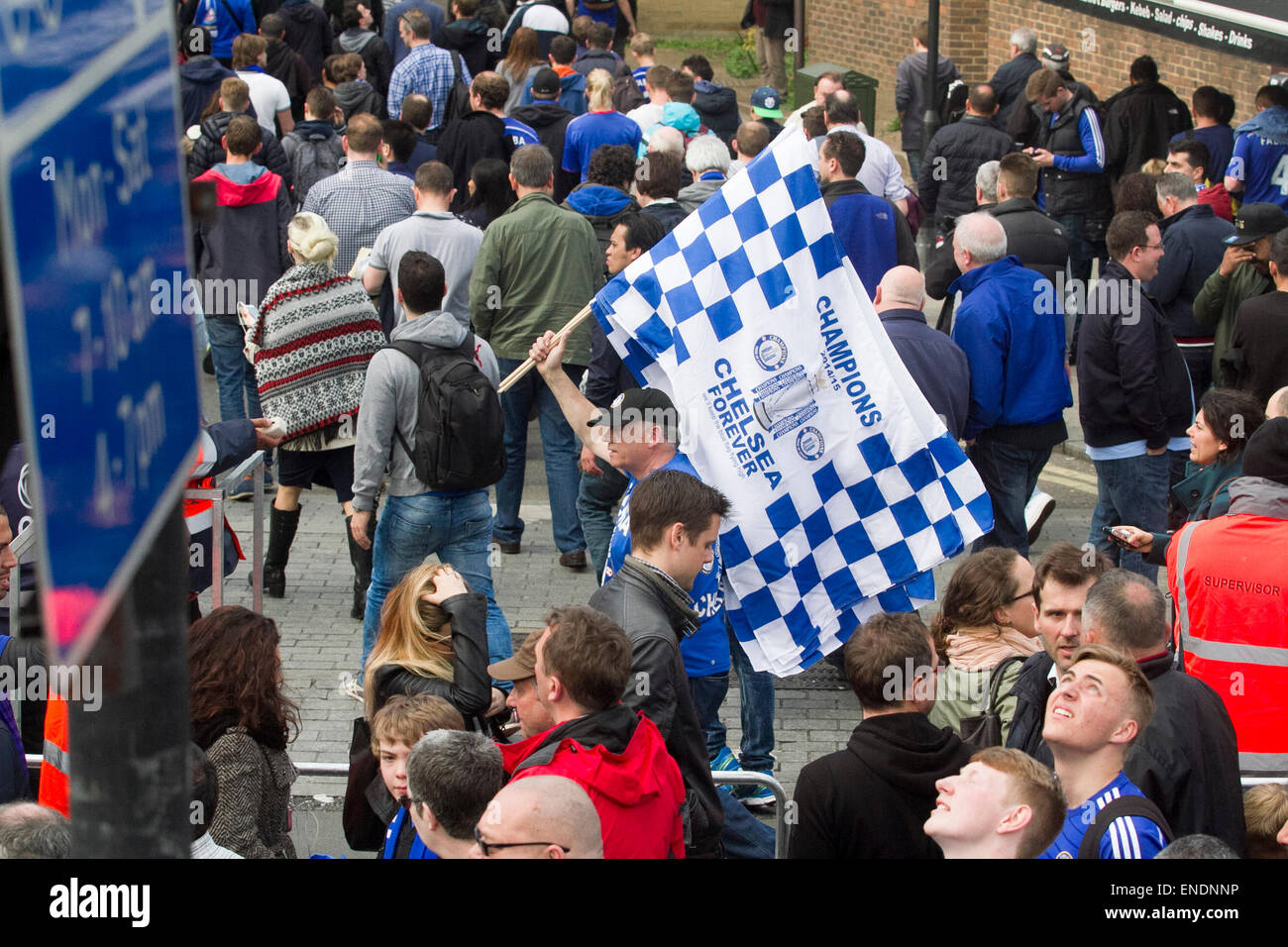 Chelsea trophies hi-res stock photography and images - Alamy