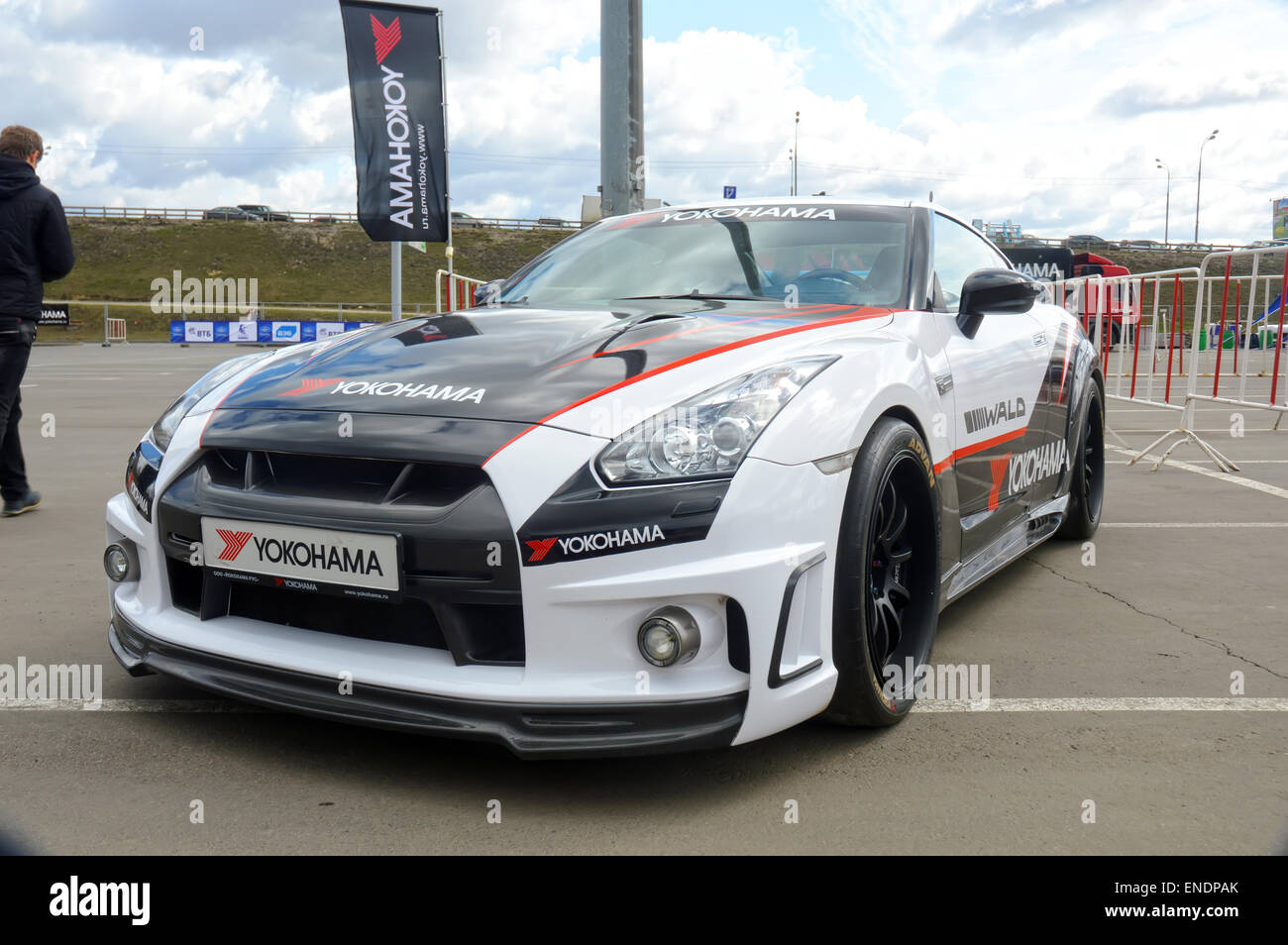 Racing car Nissan GTR Stock Photo - Alamy