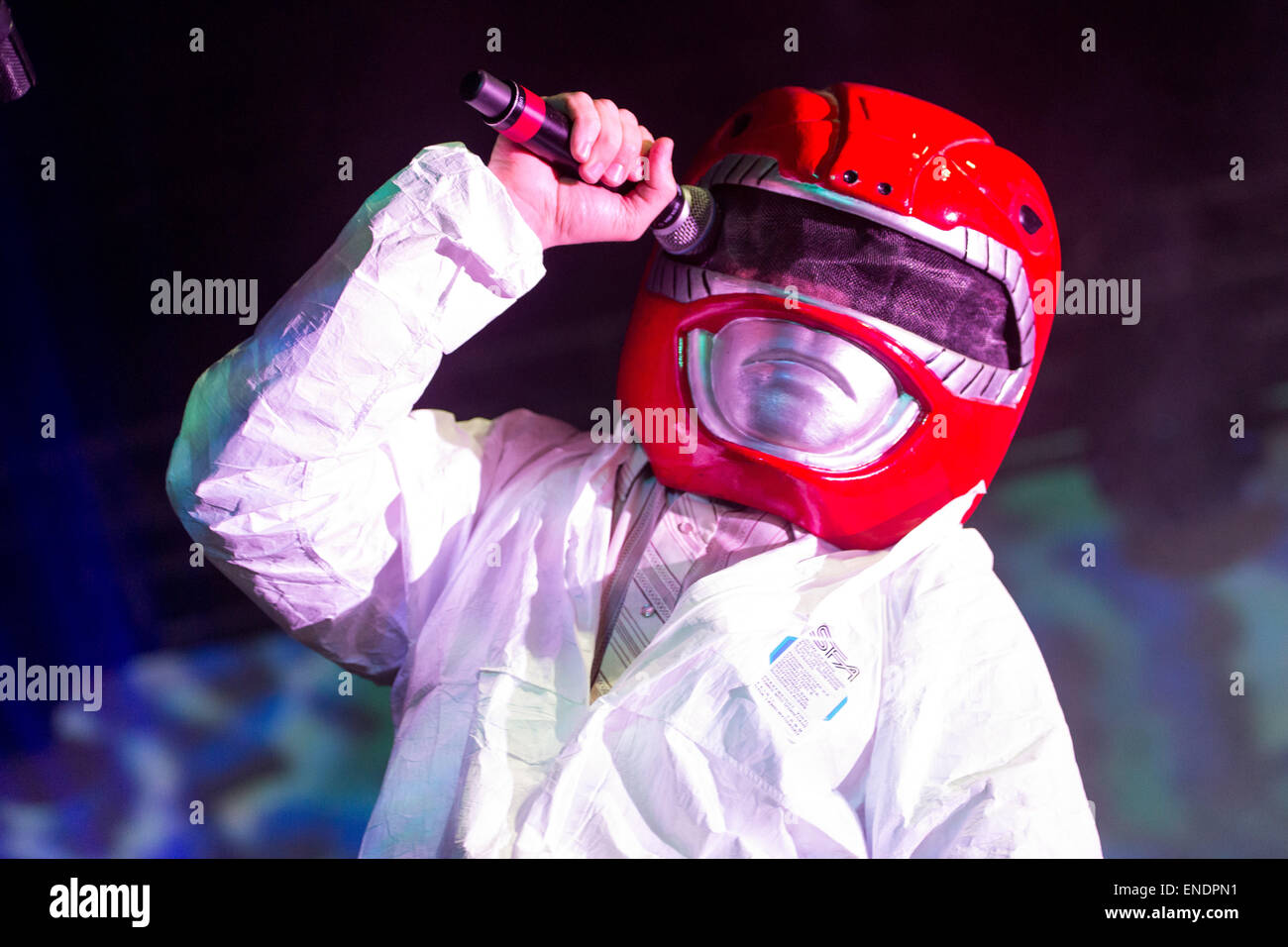 Gruff Rhys - Super Furry Animals performing in Cardiff in March 2015 ...