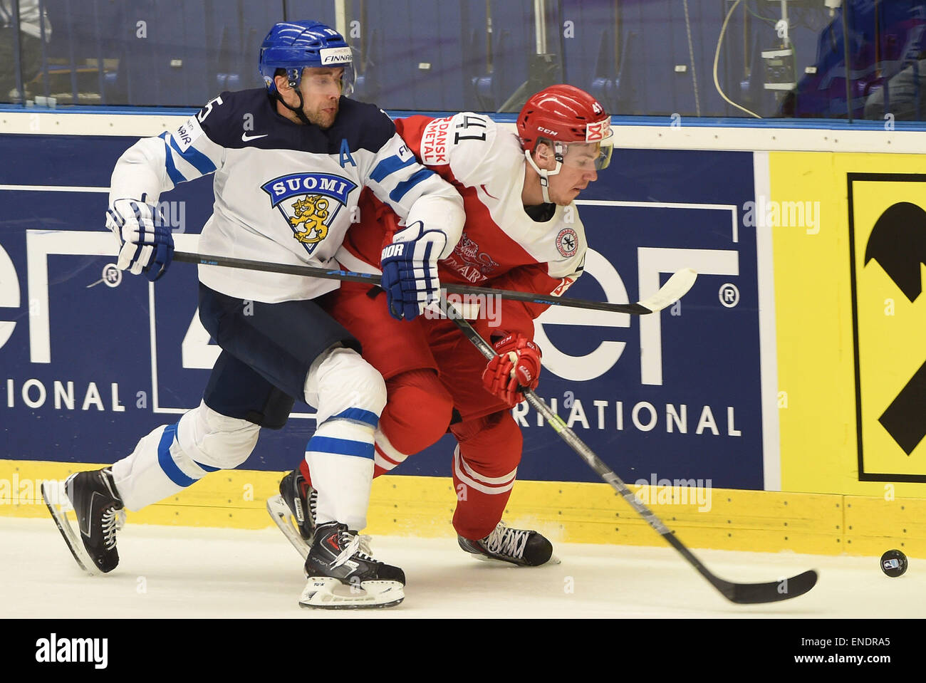 Ostrava, Czech Republic. 3rd May, 2015. Left to right: Tuomo Ruutu (FIN ...