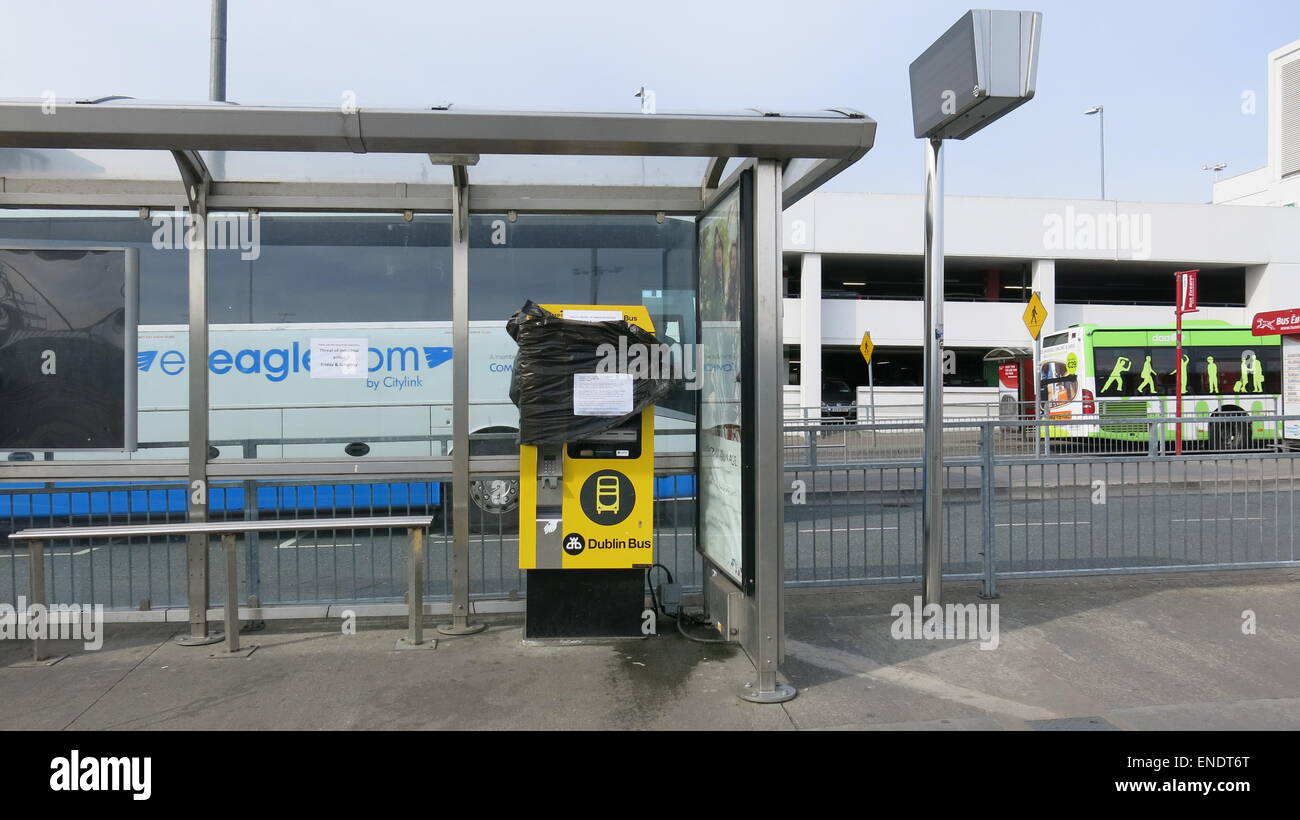 Bus eireann dublin airport hi-res stock photography and images - Alamy