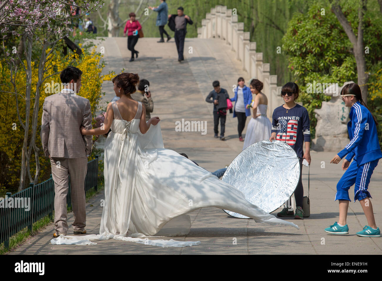 Chinese wedding photograph hi-res stock photography and images - Alamy