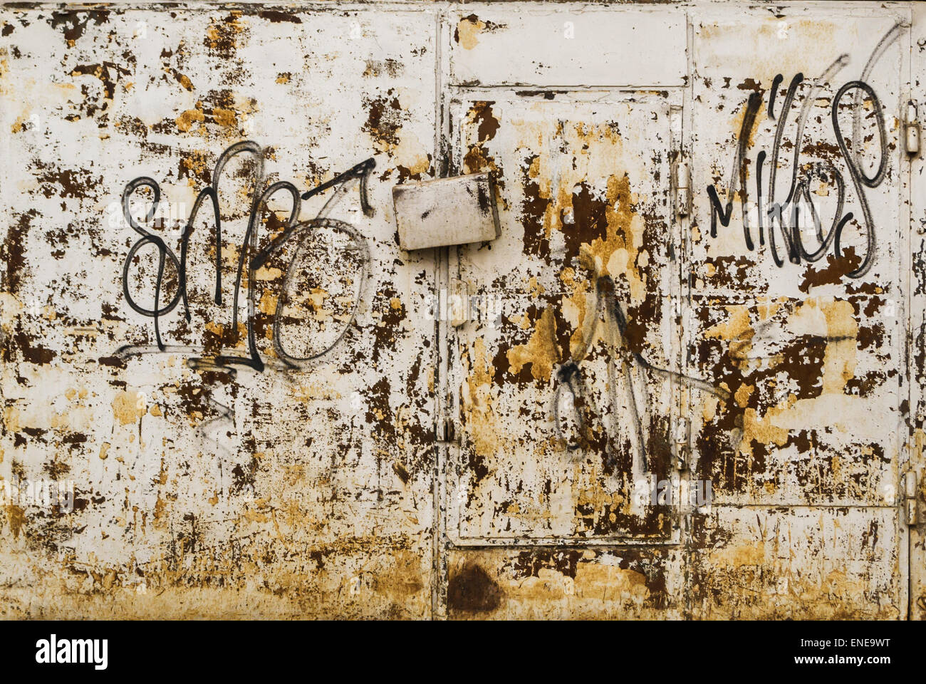 Spray painted tags hi-res stock photography and images - Alamy