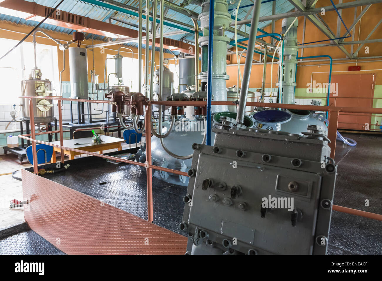 Chemical tank hi-res stock photography and images - Alamy