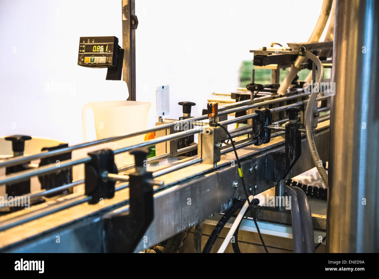 Automatic packing line of conveyor. Pharmaceutical and chemical ...