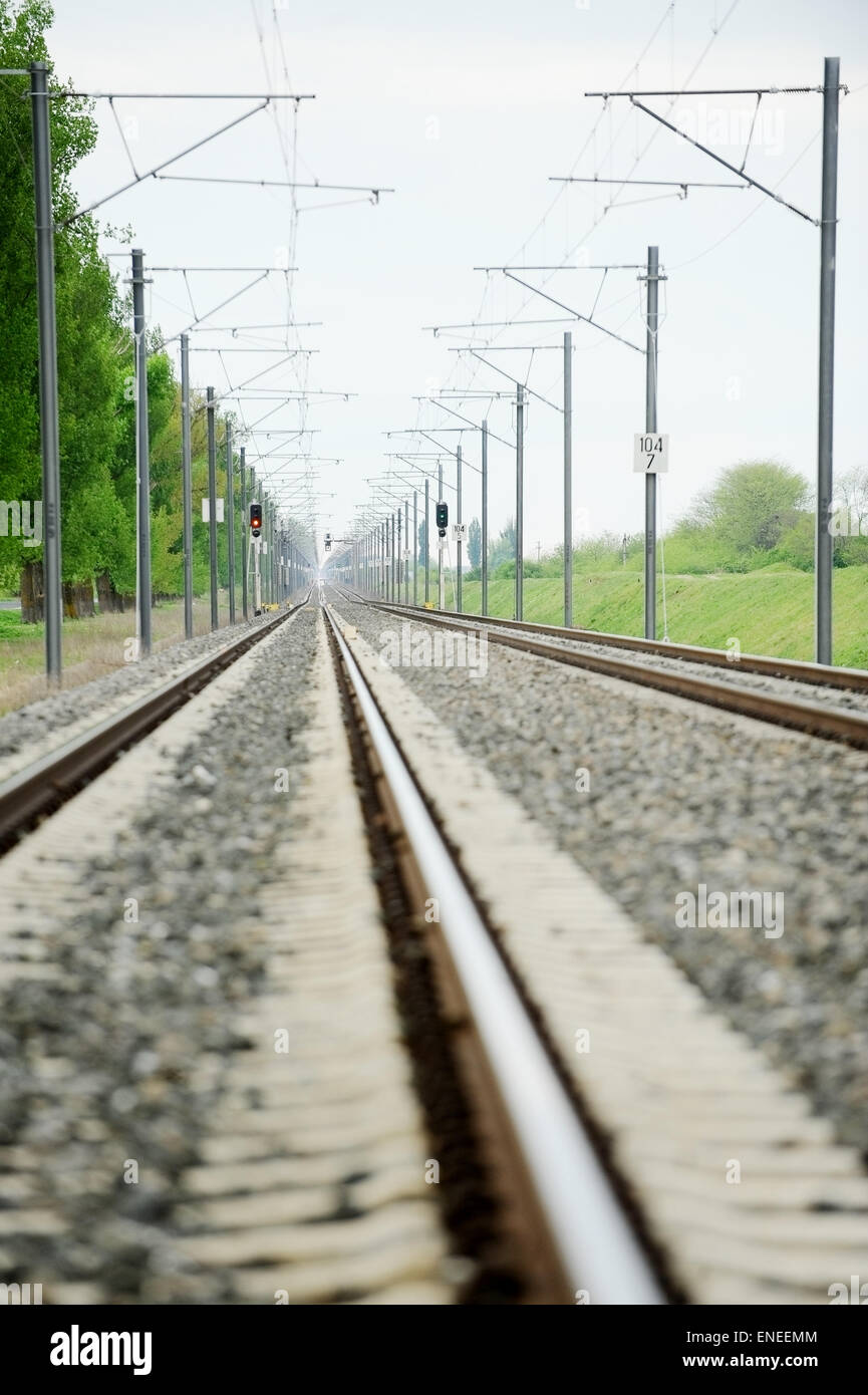 Empty industrial railroad and infrastructure hi-res stock photography ...