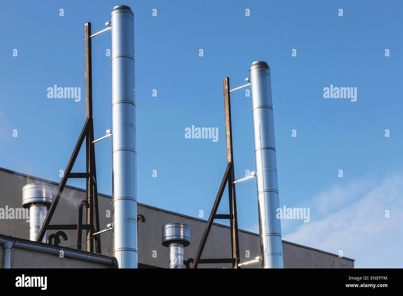 Exterior industrial factory building pipes hi-res stock photography and ...