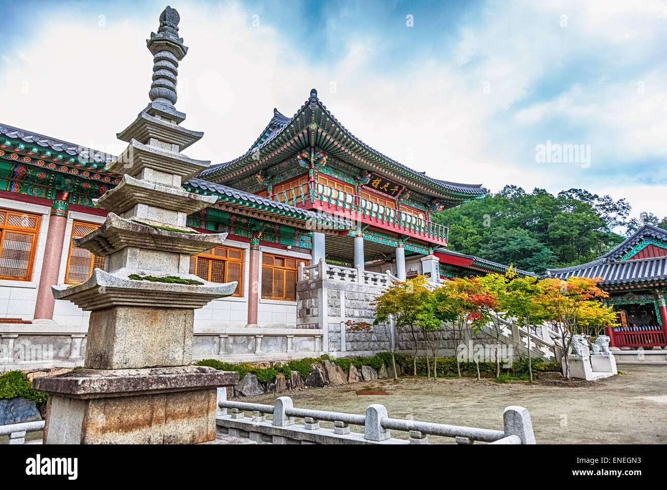 Traditional korean architecture old building or monks temple in South ...