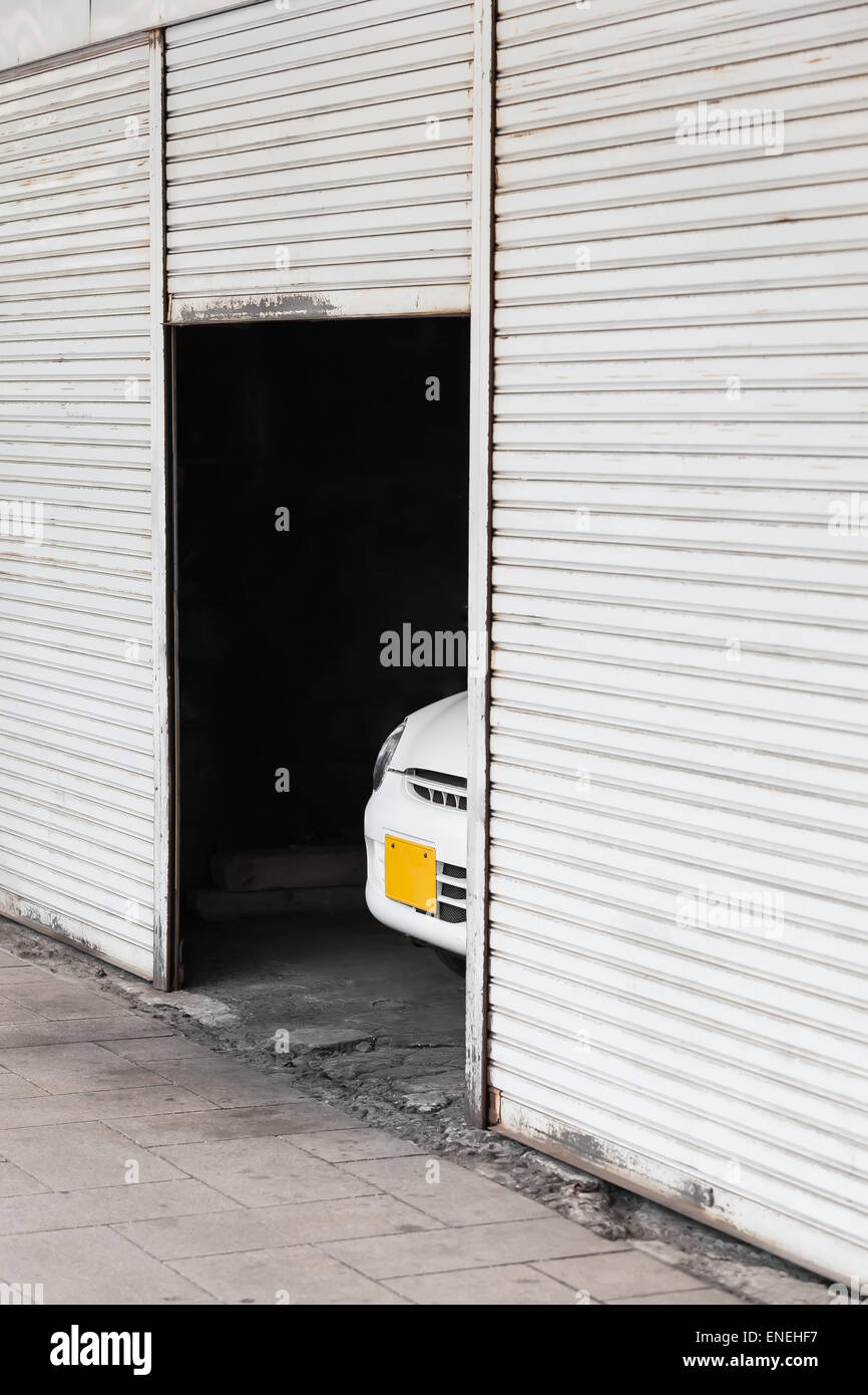 Open Gate Car High Resolution Stock Photography and Images - Alamy