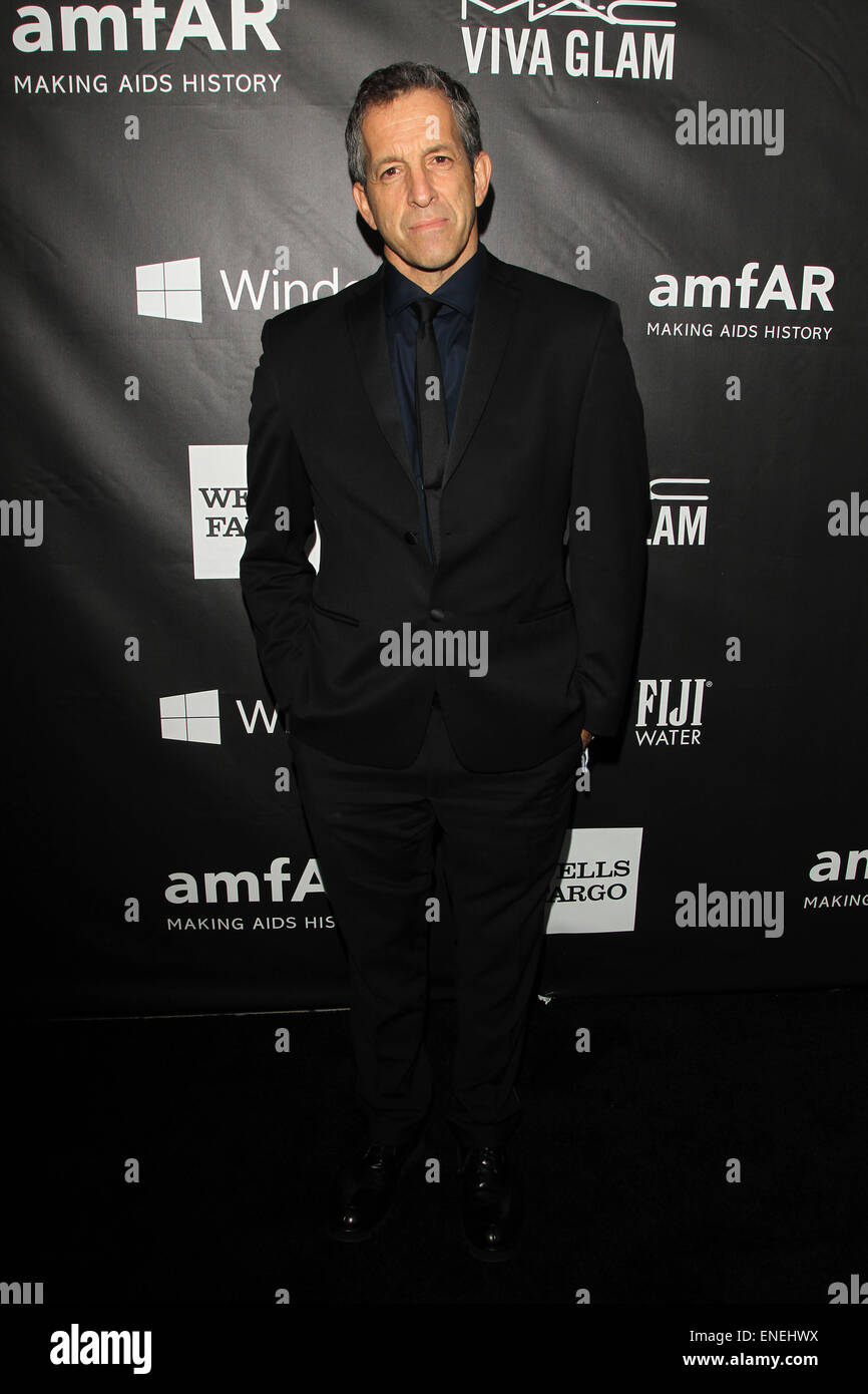 amfAR LA Inspiration Gala Honoring Tom Ford Hosted By Gwyneth Paltrow ...