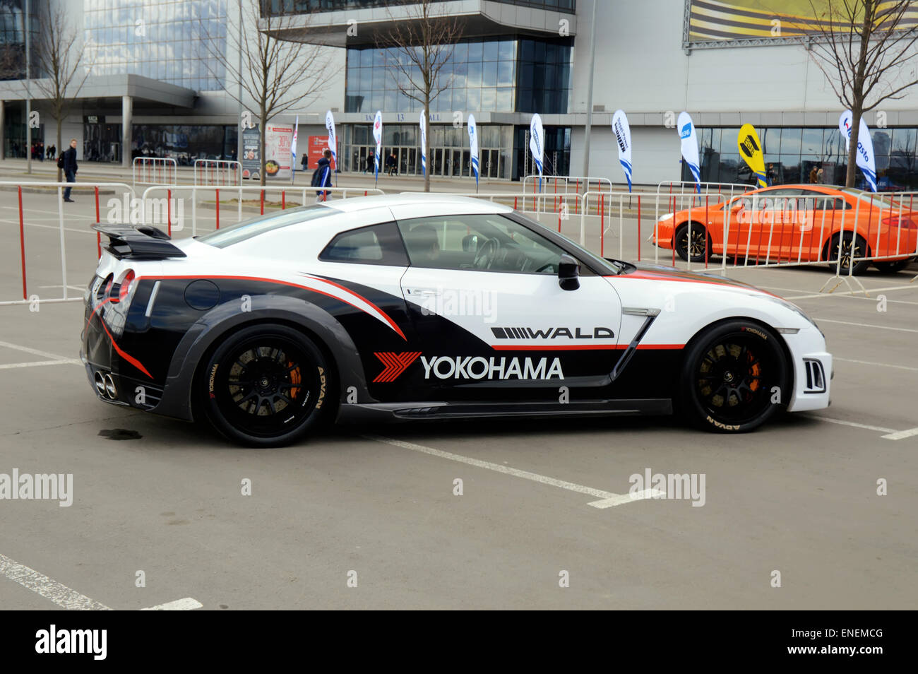 Racing car Nissan GTR Stock Photo - Alamy