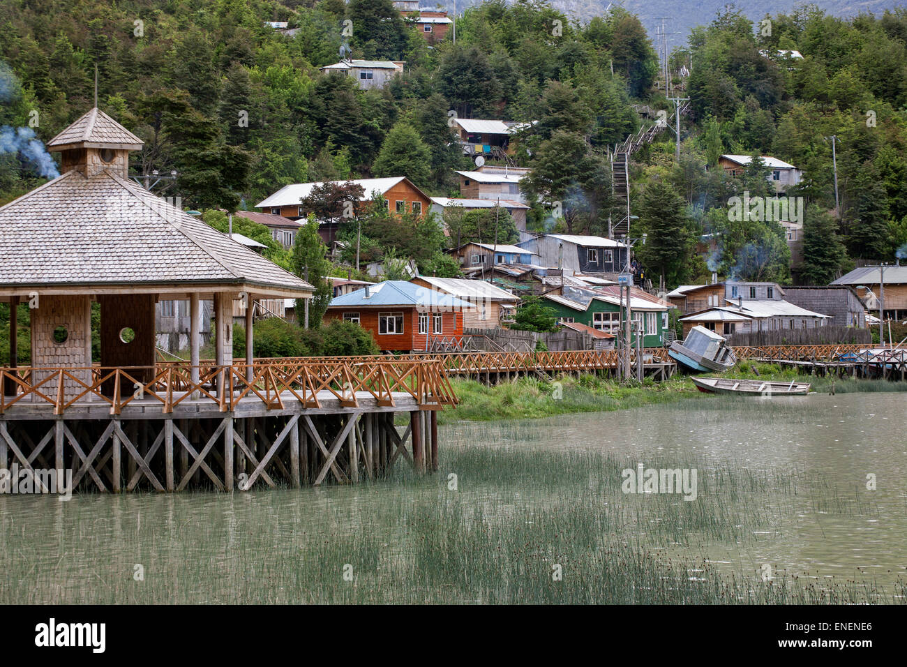 Caleta Tortel coastal village. Aysén Region. Chile Stock Photo - Alamy