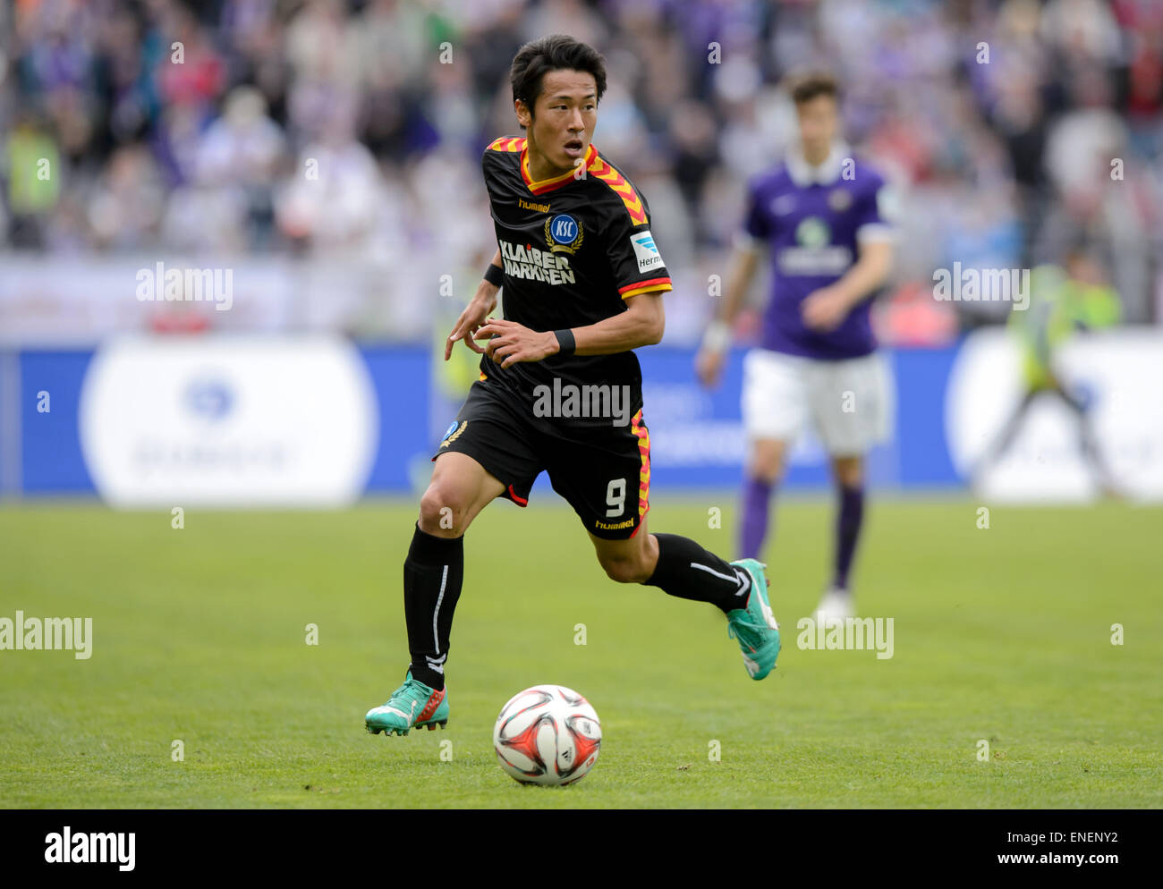 Aue, Germany. 3rd May, 2015. Karlsruhe's Hiroki Yamada in action during the 2nd division ...