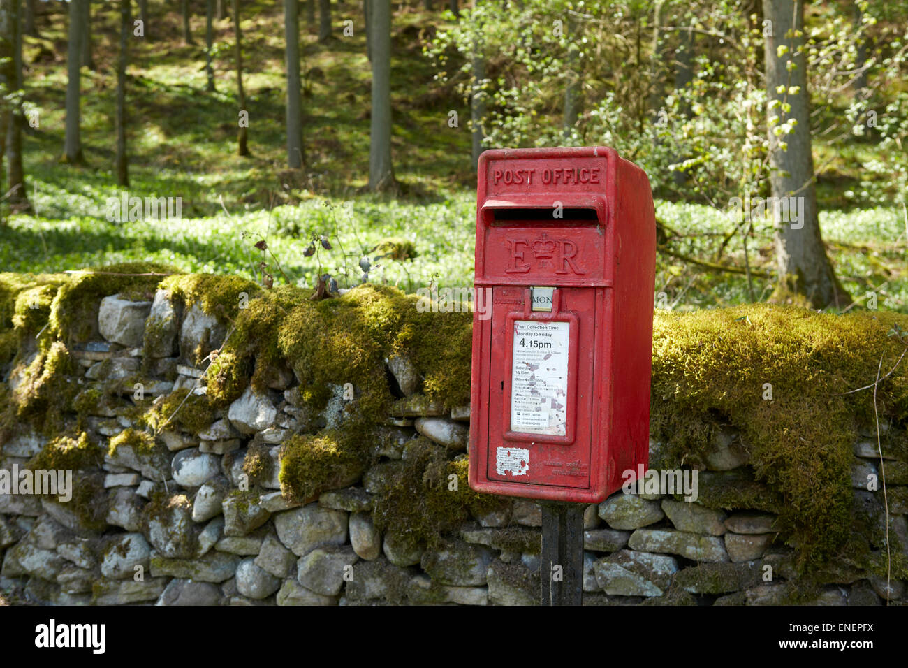 Post box in Yorkshire Dales National Park Stock Photo - Alamy