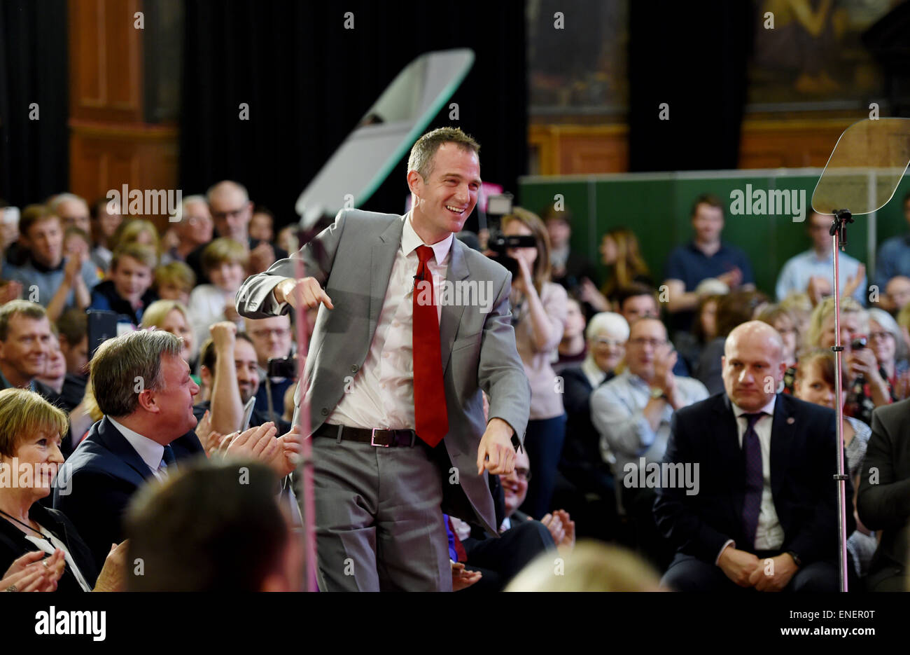 Hove Sussex UK 4th May 2015 - Peter Kyle takes the applause at the ...