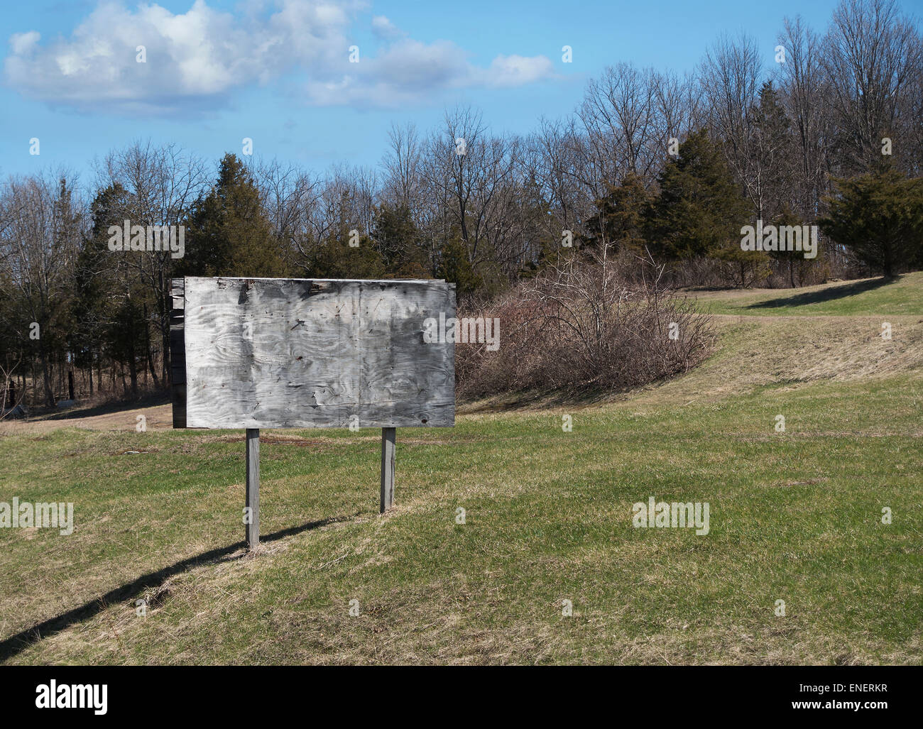 blank old wood road sign Stock Photo - Alamy