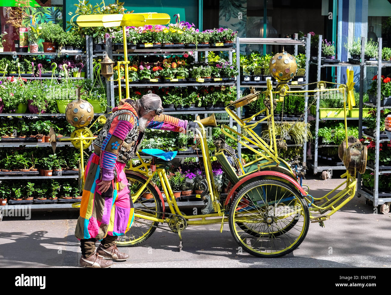 Artist district hi-res stock photography and images - Alamy