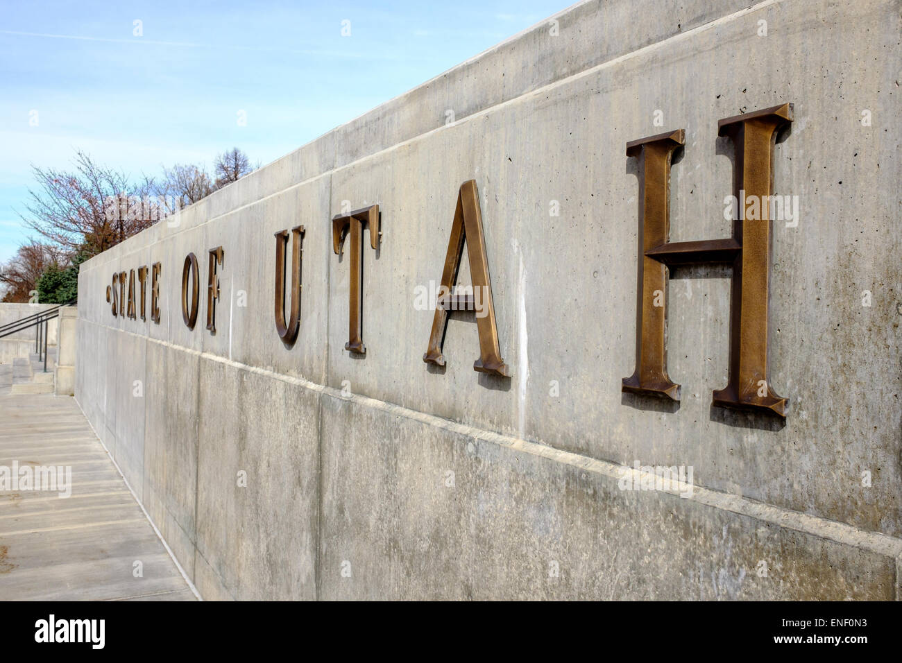 "State of Utah" letters on wall in front of Utah State Capitol building ...