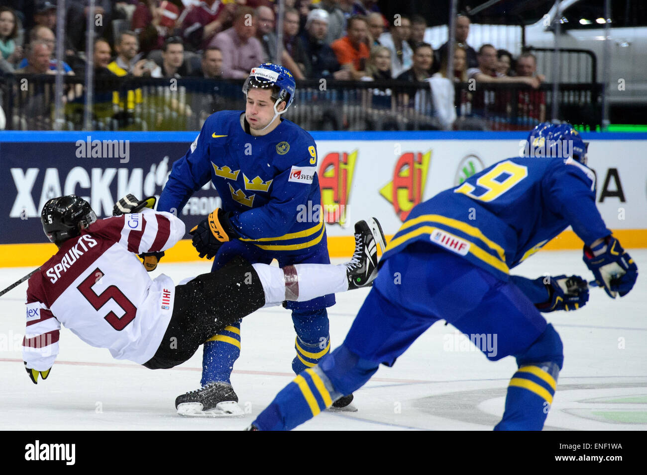 Sprukts hi-res stock photography and images - Alamy