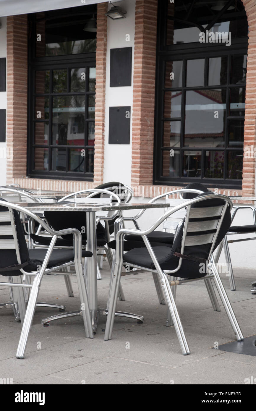 Black and Silver Cafe Terrace Table and Chairs Stock Photo - Alamy