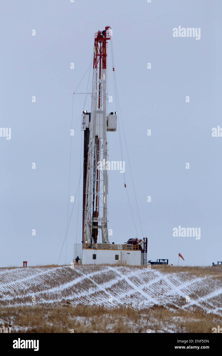 Oil rig cold hi-res stock photography and images - Alamy