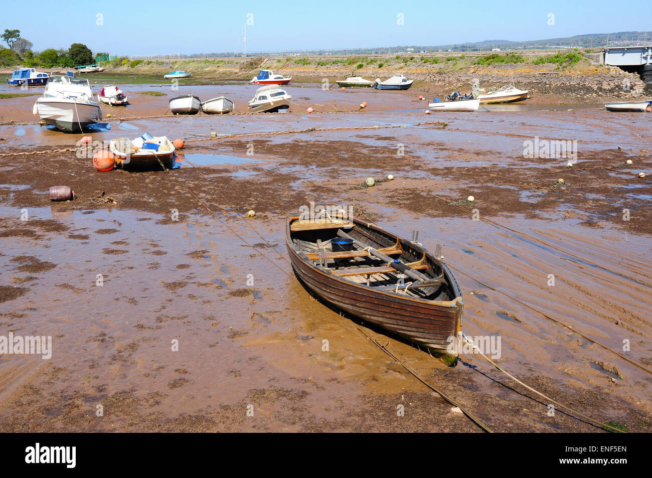 Low tide at Cockwood Harbour, near Starcross, River Exe Estuary, Devon ...